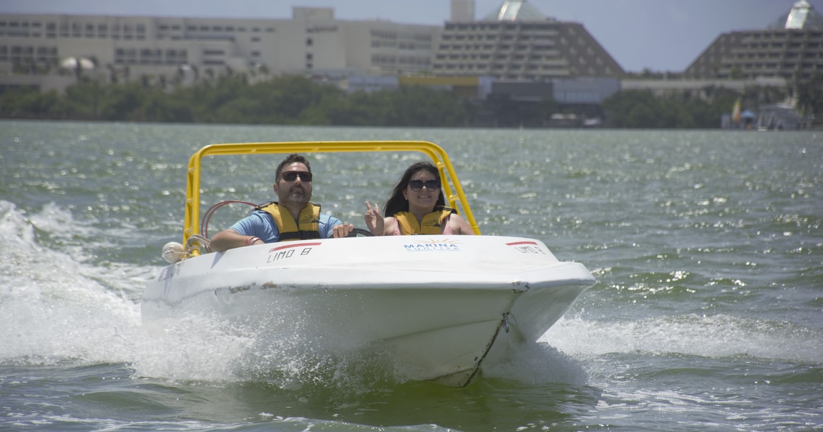 Desde Cancún: viaje de esnórquel en lancha motora Punta Nizuc ...
