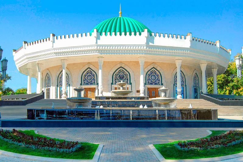 Tashkent: Guided City Tour at Night with Hotel Pickup | GetYourGuide