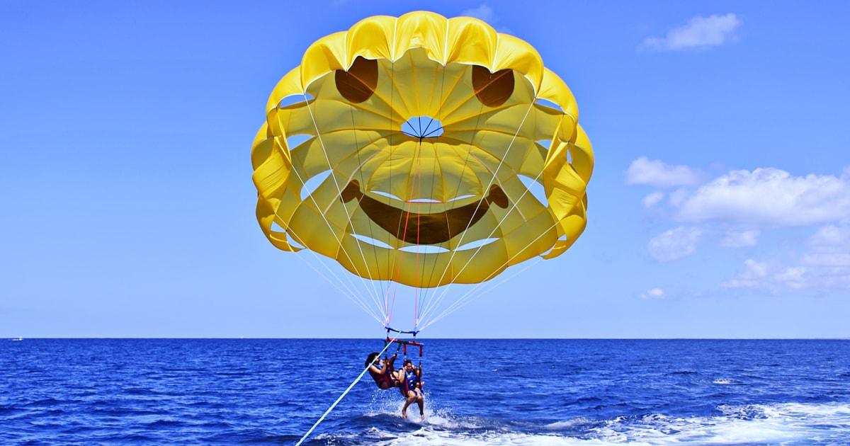 Oahu Parasailing en Waikiki | GetYourGuide