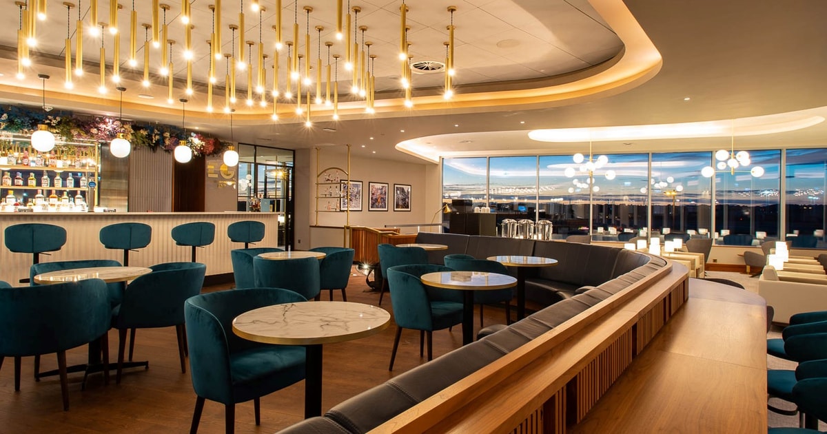 EDI Luchthaven Edinburgh: Plaza Premium Lounge | GetYourGuide