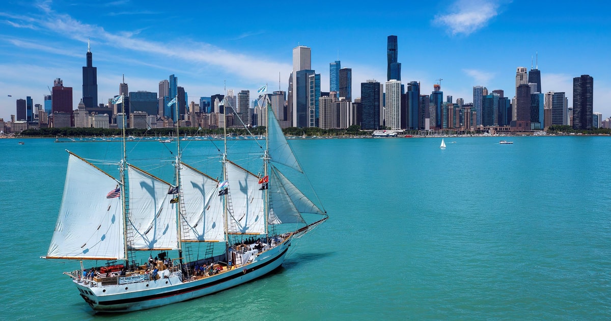 Chicago: Tall Ship Windy Architecture & Skyline Sailing Tour | GetYourGuide