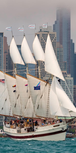 Chicago: Tall Ship Windy Architecture & Skyline Sailing Tour | GetYourGuide