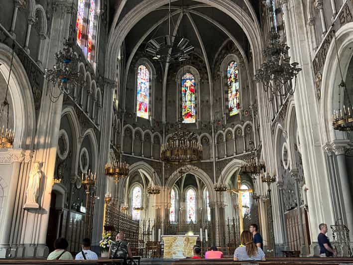 Desde San Sebastián: excursión privada de un día al Santuario de Lourdes | GetYourGuide