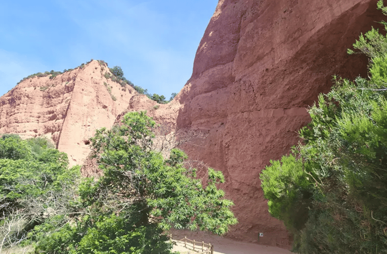 Las Médulas: Guided Walking Tour | GetYourGuide