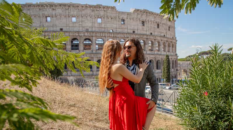 Rome: Professional Photoshoot Outside the Colosseum | GetYourGuide