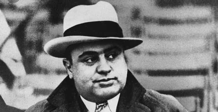 Chicago: Gangsters and Ghosts 2-Hour Walking Tour | GetYourGuide