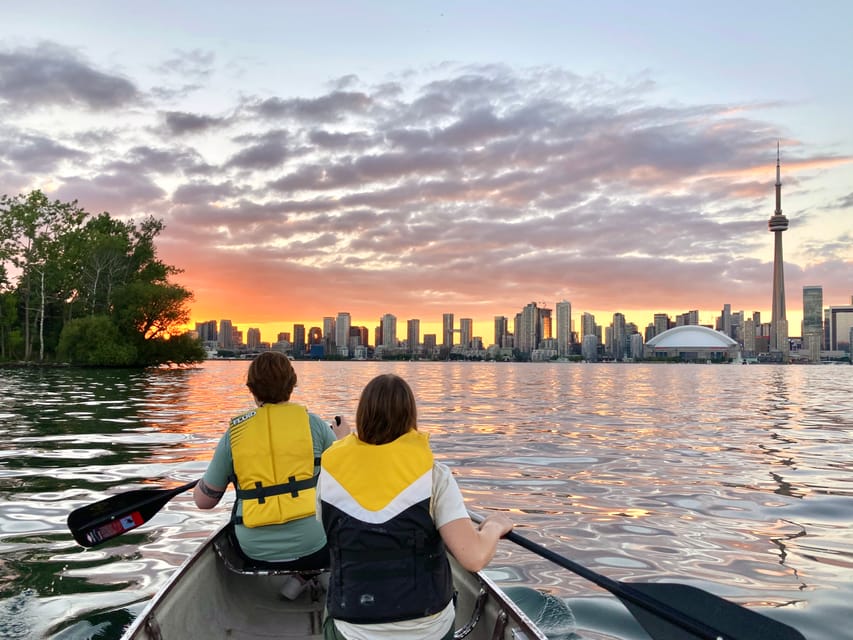 Toronto Islands: Sunset Canoe Tour | GetYourGuide