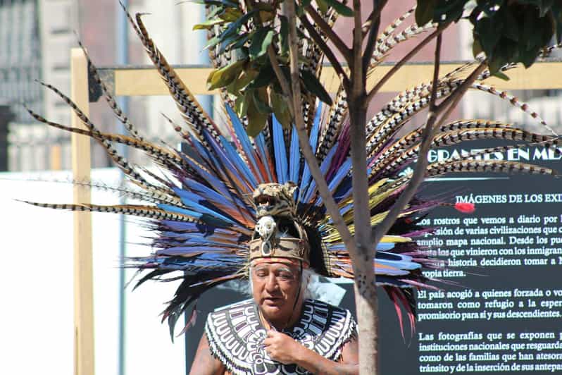 Mexico City: City Highlights Walking Tour w/ Pulque Tasting | GetYourGuide