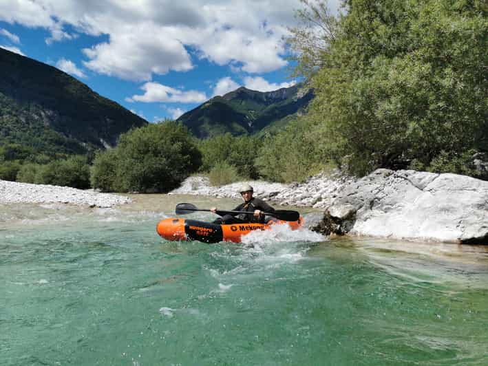 Bovec: PackRafting Tour en el río Soca con instructor y equipo ...