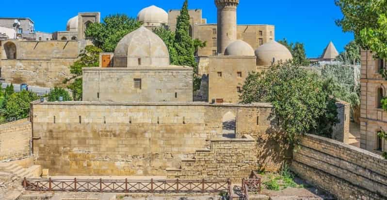 Bakou : Tour de ville d'une journée complète avec déjeuner ...
