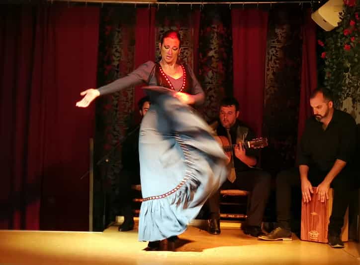 Sevilla: Flamenco Show im Tablao Flamenco Andalusí | GetYourGuide