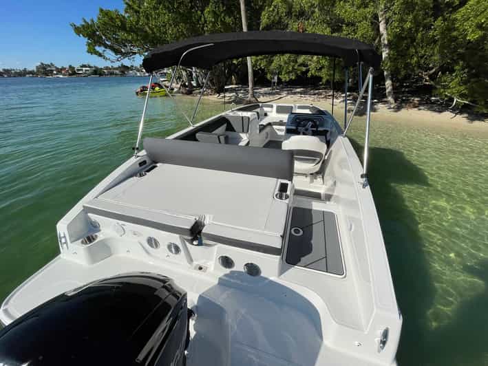 Miami Beach Private Boat Tour, Snorkel, Millionaires Row | GetYourGuide