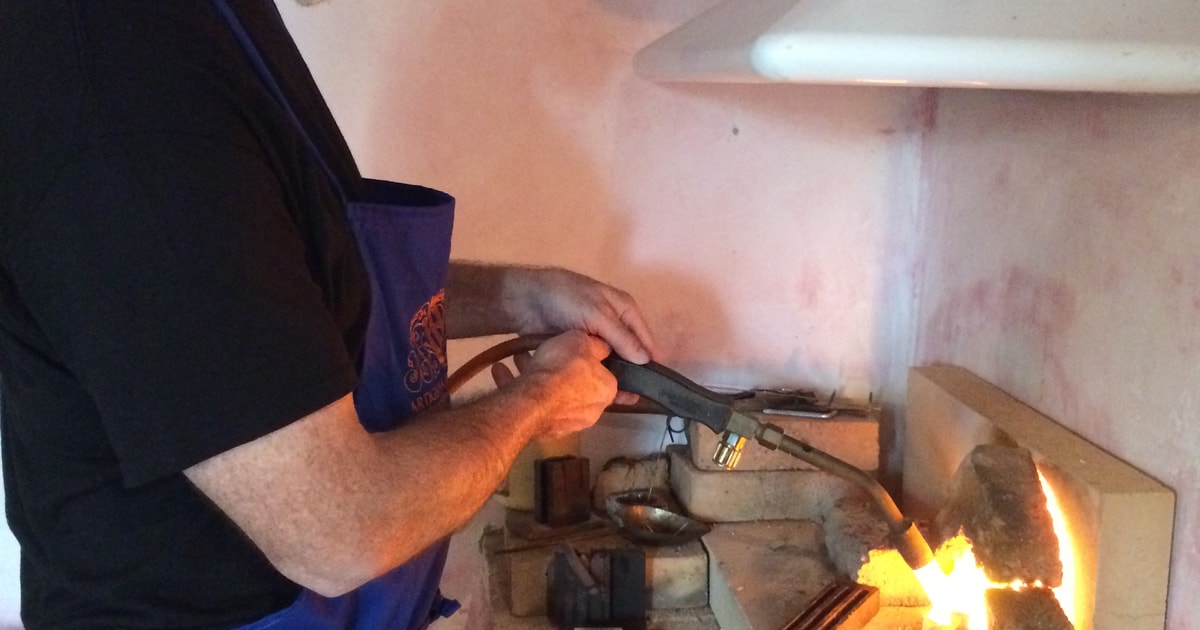 Create and forge your own piece of jewelry in Tuscany | GetYourGuide