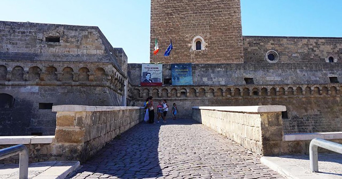 Bari: Norman-Swabian Castle Guided Tour | GetYourGuide