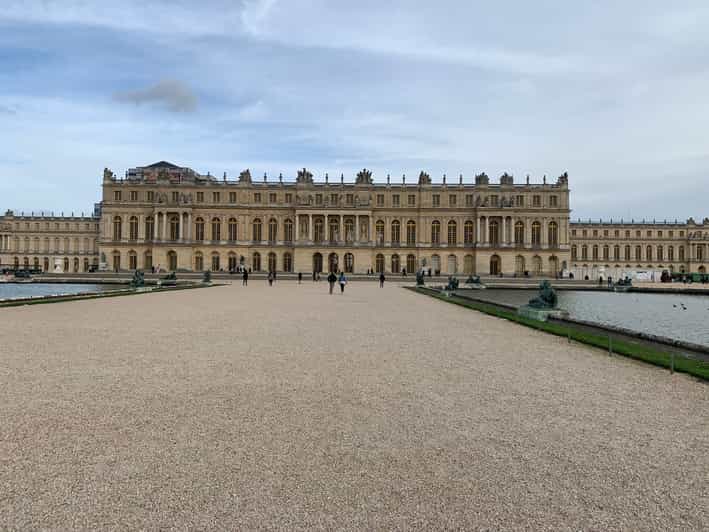 Versailles Palace: Guided Tour with Skip-the-line Entry | GetYourGuide