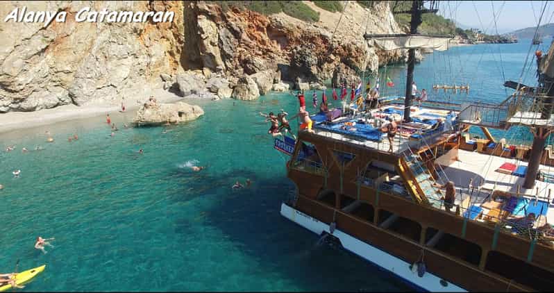 Alanya: Boat Tour with Sunbathing, Swimming & Snorkelling | GetYourGuide
