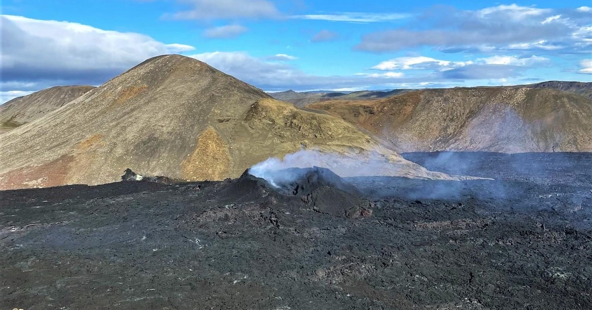 Reykjavík: Volcano Eruption Site and Reykjanes Tour | GetYourGuide