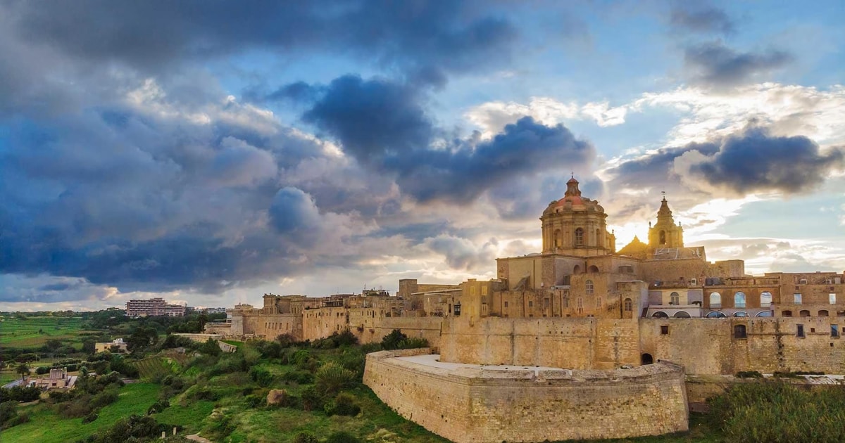 Malta: Mdina, Dingli Cliffs & San Anton Botanical Gardens HD | GetYourGuide