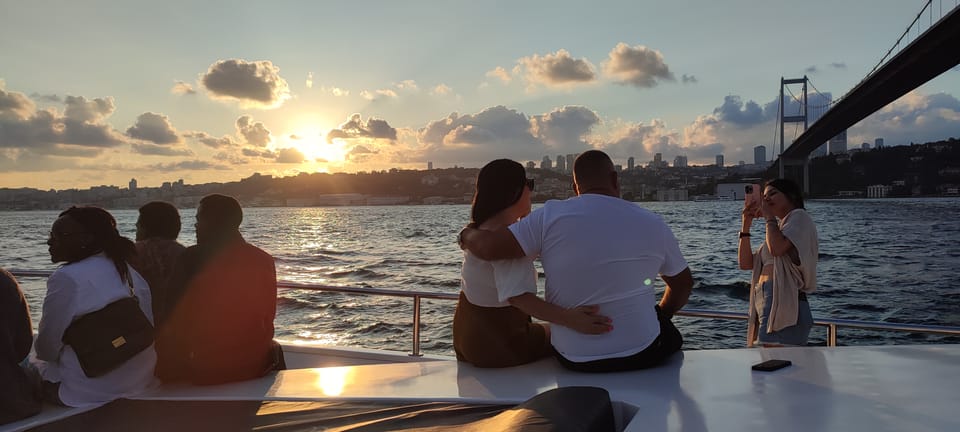 Istanbul: Bosphorus Sunset Cruise on Yacht with Live Guide | GetYourGuide