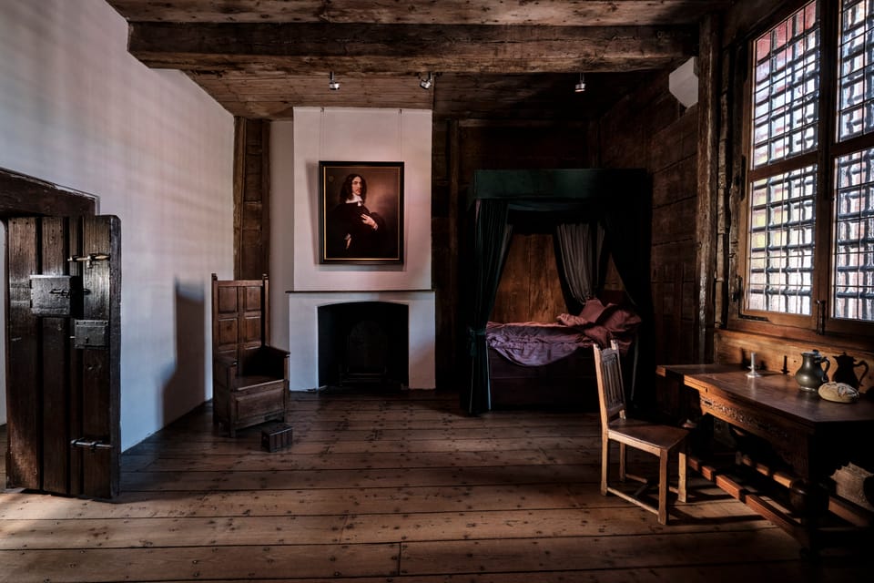 The Hague: Prison Gate Museum | GetYourGuide