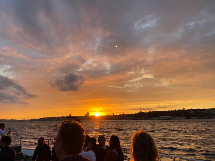 Istanbul: Bosphorus Sunset Cruise with Snacks and Drinks | GetYourGuide
