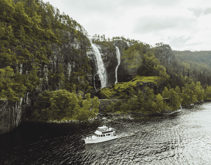 Desde Bergen: Crucero Privado por el Fiordo y la Cascada de Mostraumen | GetYourGuide