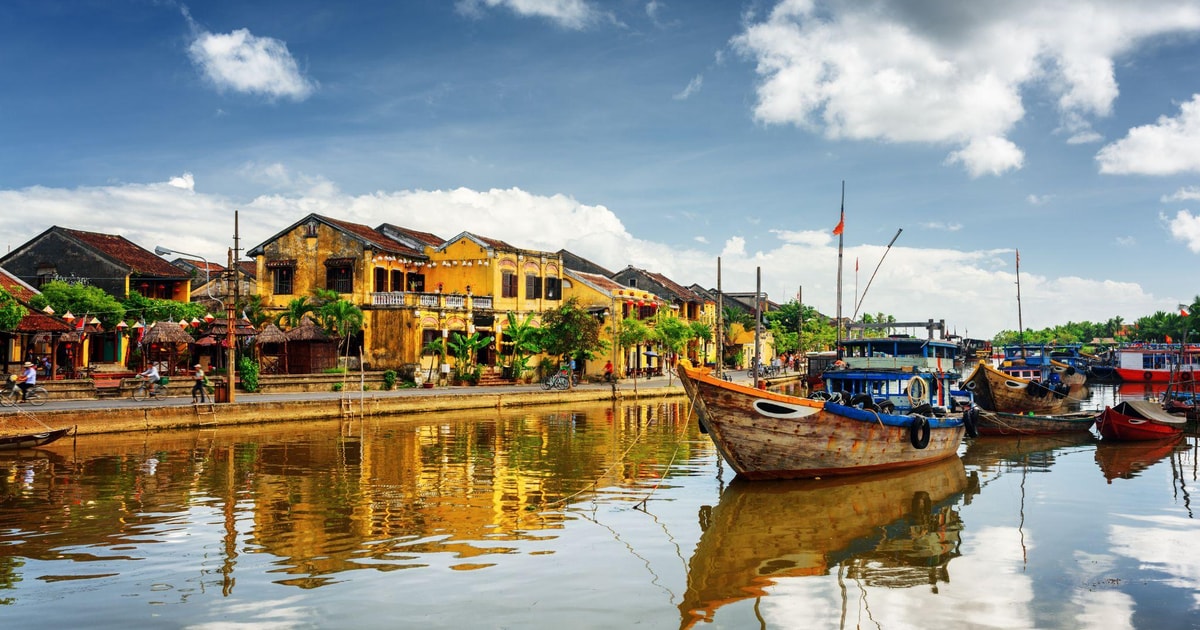 Tour Hoi An ancient town -Flower lanterns - Coconut forest | GetYourGuide