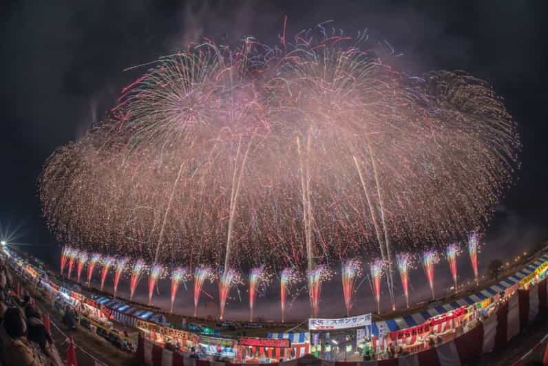 November 23: Ebisu-ko Fireworks & Snow Monkey Tour | GetYourGuide