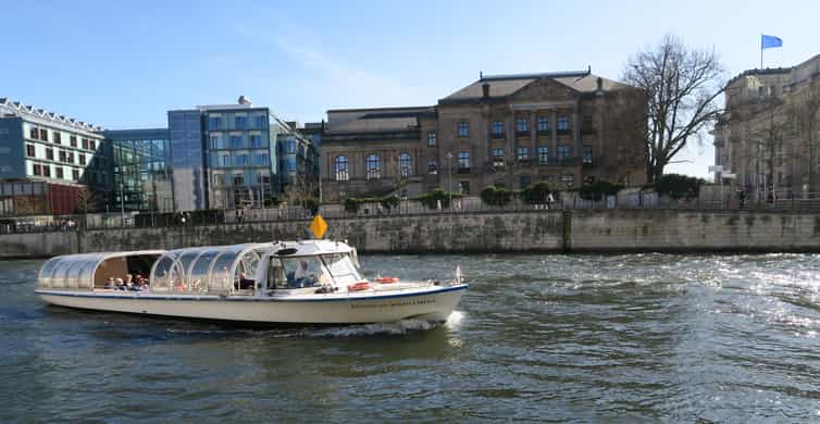 Berlin: E-Boat Sightseeing Spree Cruise (German/English) | GetYourGuide