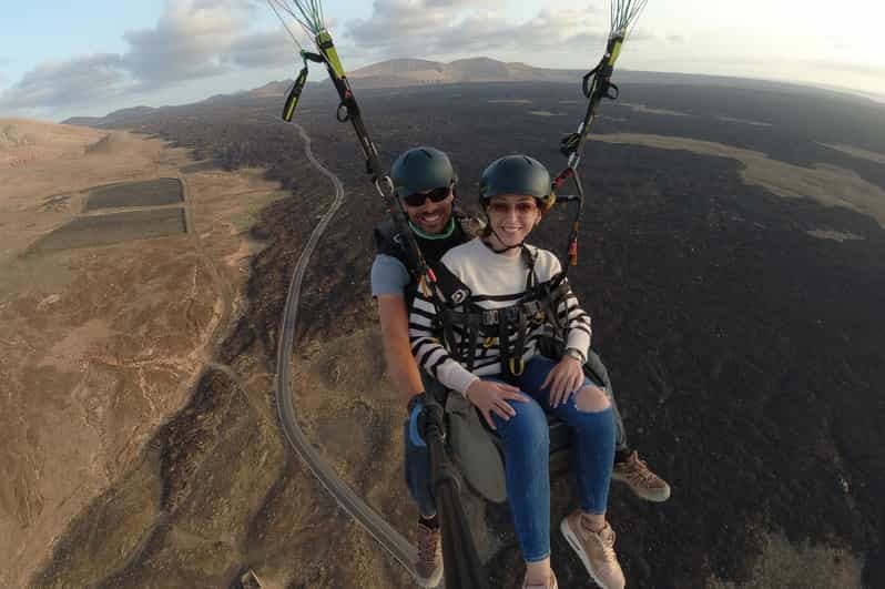 Lanzarote: Tandem Paragliding Flight Over Lanzarote | GetYourGuide