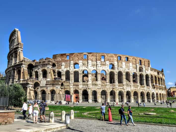 Rome: Colosseum, Roman Forum, and Palatine Hill Guided Tour | GetYourGuide