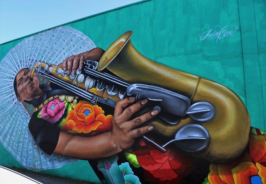Vancouver: Street Art & Craft Beer Walking Tour with Tasting | GetYourGuide
