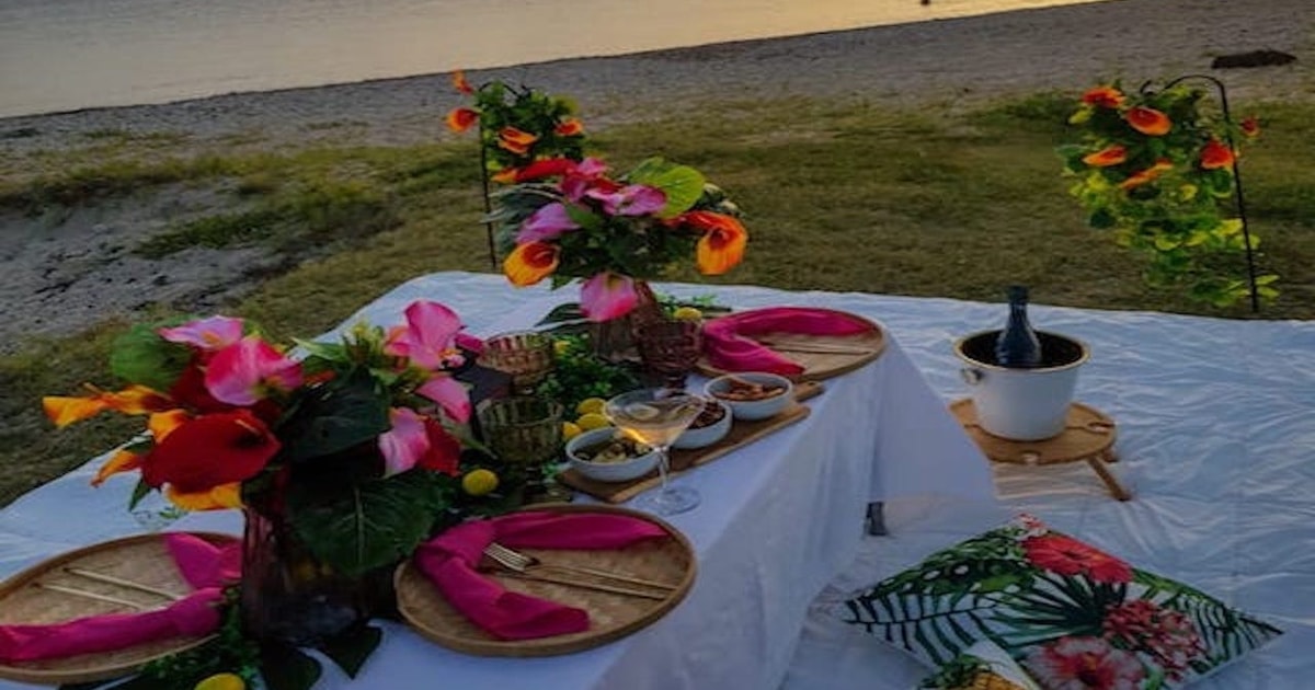 Saint Lucia: Luxury Beachfront Picnic with Personal Butler | GetYourGuide