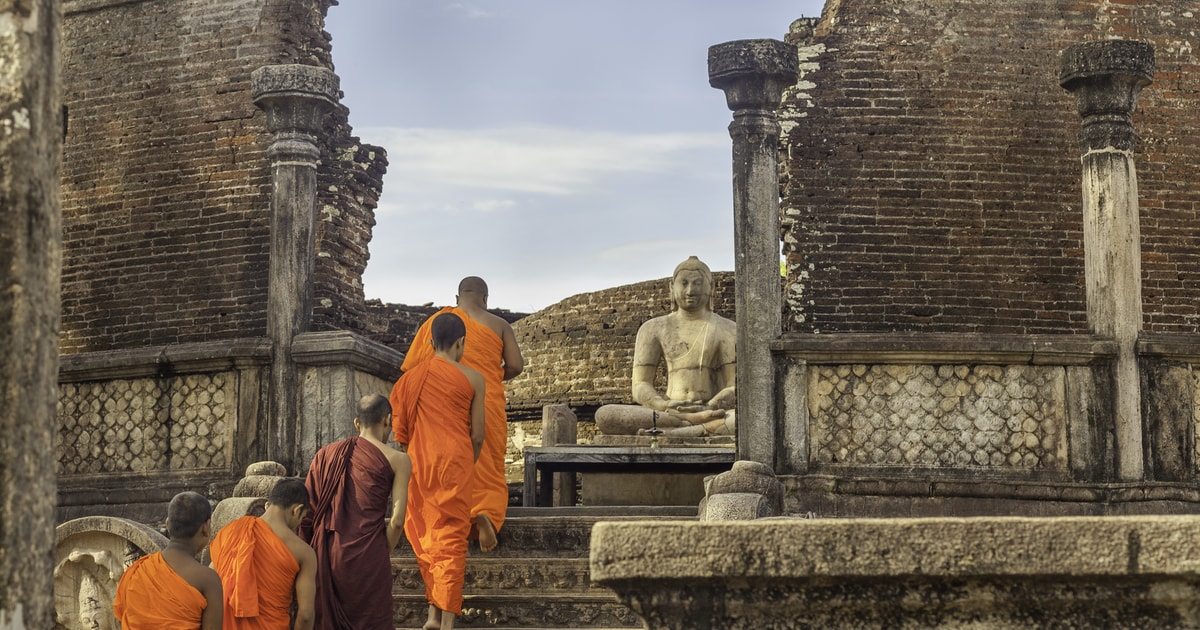 Excursión de un día a la Antigua Capital de Polonnaruwa Desde Colombo ...