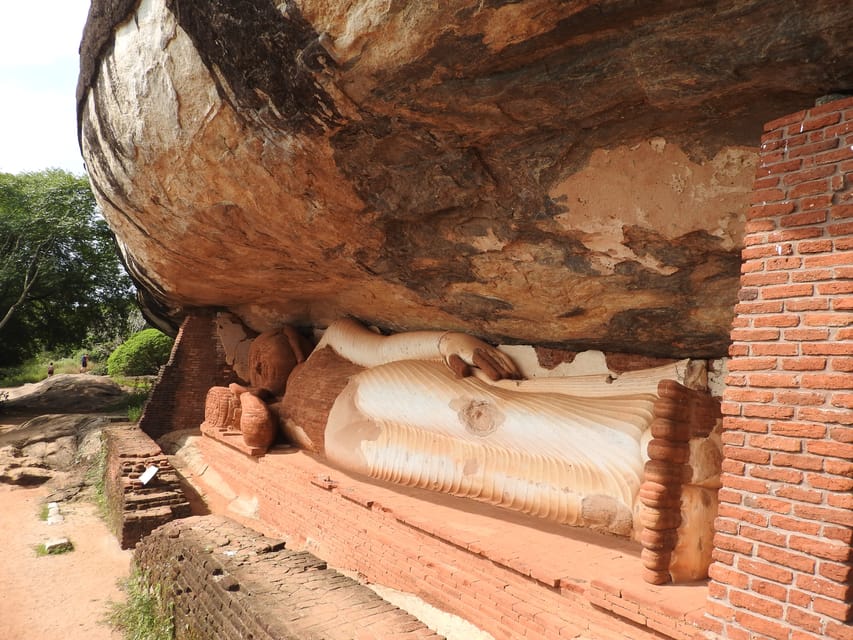 コロンボ発古都ポロンナルワへの日帰り旅行 | GetYourGuide