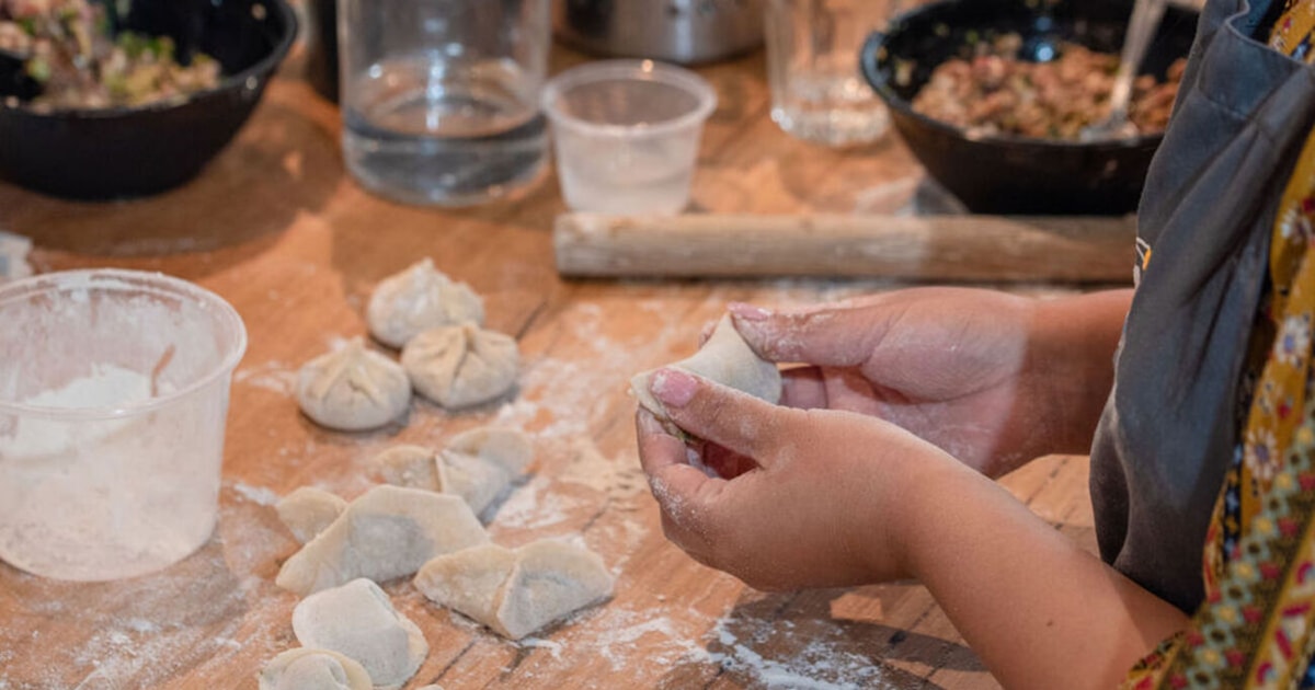 Melbourne: Chinese Dumpling Cooking Class with a Drink | GetYourGuide