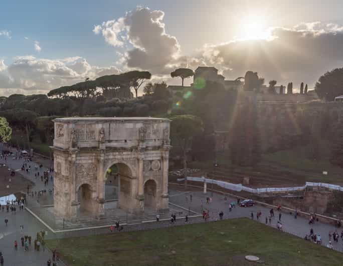 Rzym: Prywatne Koloseum, Forum Romanum i Palatyn | GetYourGuide