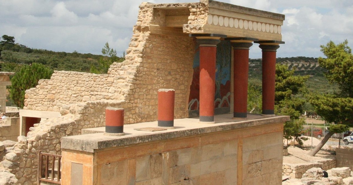 Heraklion: Crete Palace of Knossos, Museum & Shore Excursion | GetYourGuide