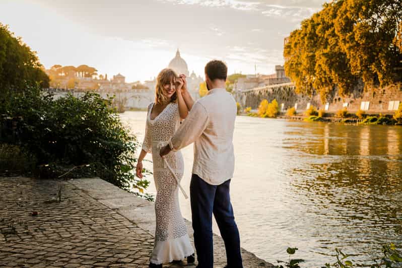 Rome: Romantic Photoshoot for Couples | GetYourGuide