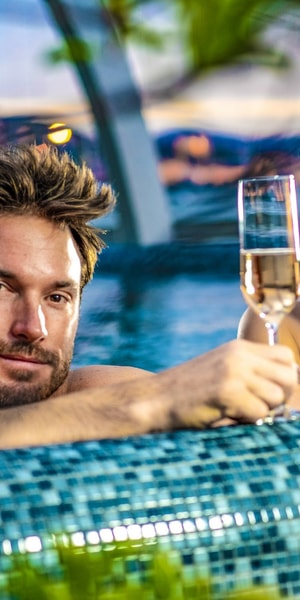 Budapest: Rudas Spa Wellness and Dining Experience | GetYourGuide