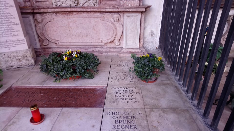 Salzburg: Sound of Music Sightseeing Walk with Audio Guide | GetYourGuide