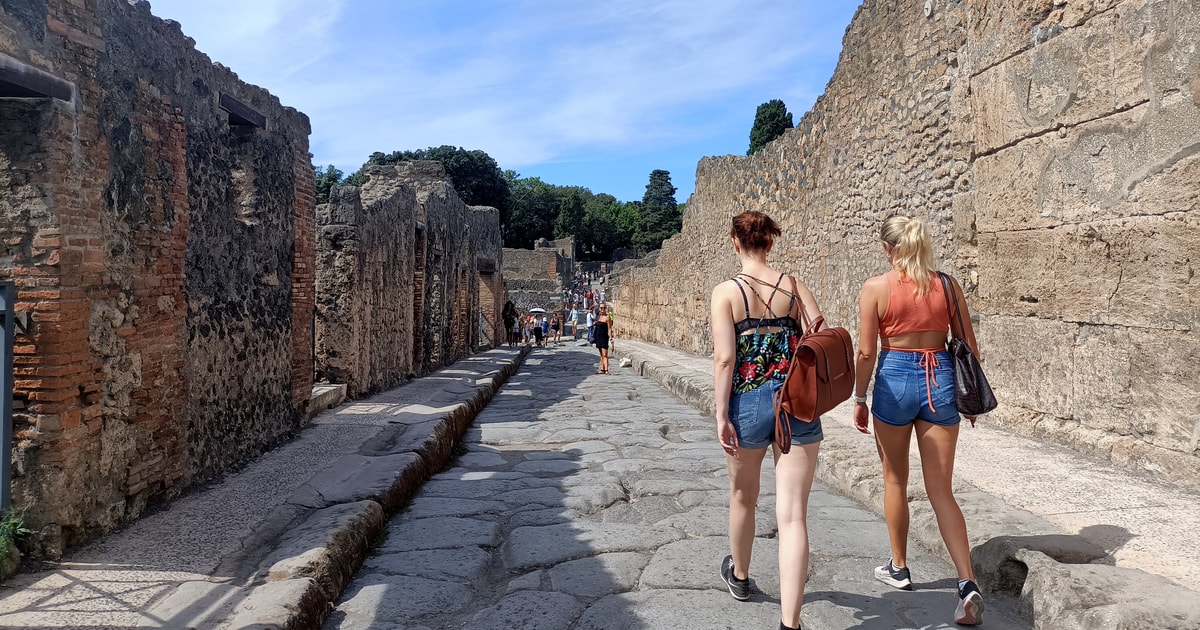Pompeii: Small-Group Guided Tour with Skip-the-Line Entry | GetYourGuide