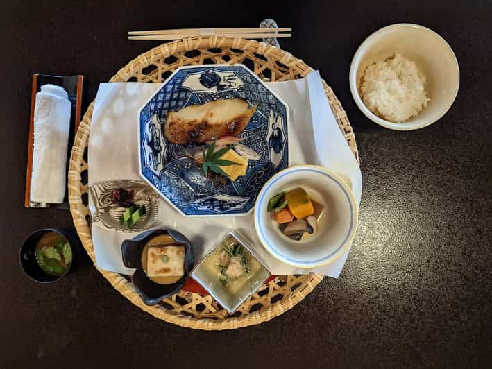 Asakusa: Exquisite lunch after history tour | GetYourGuide