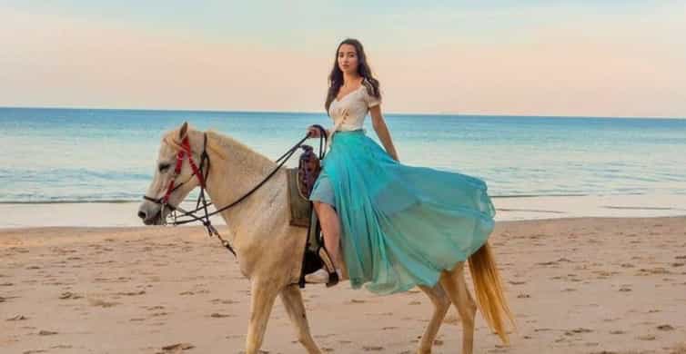 The BEST Red Sea Horse riding 2022 - FREE Cancellation | GetYourGuide