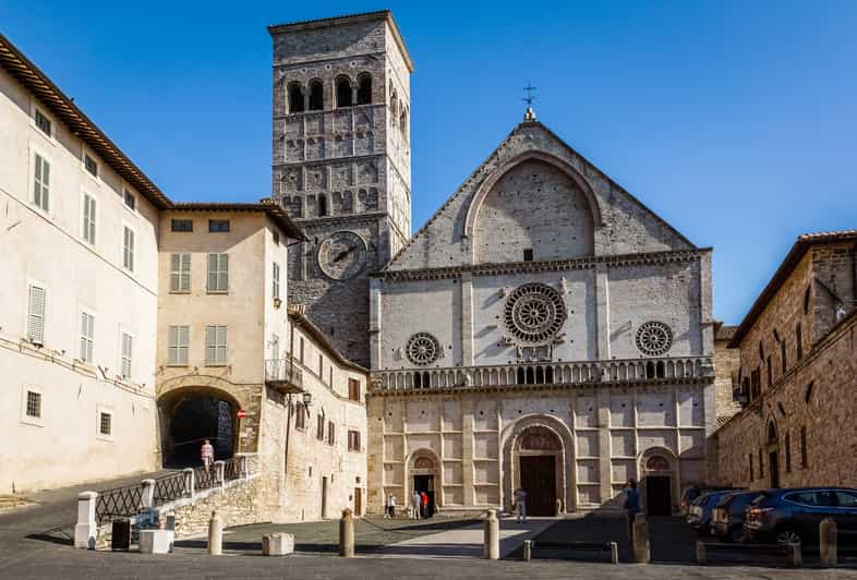 Assisi: Old Town Guided Walking Tour | GetYourGuide