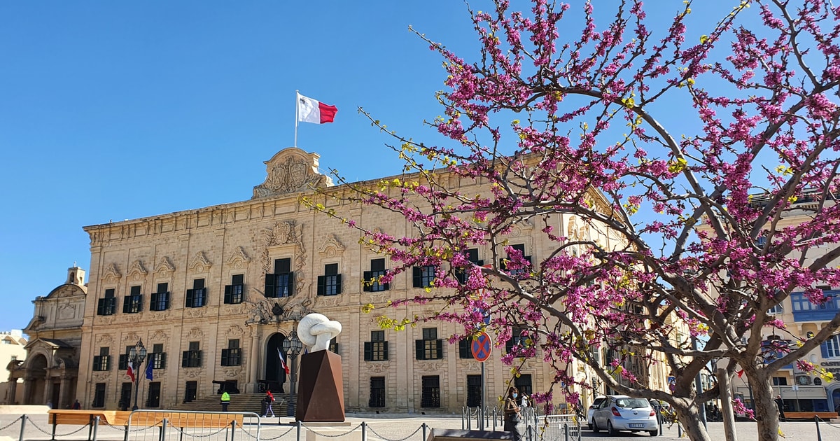 Valletta: Valletta Walking Tour in Small Group | GetYourGuide