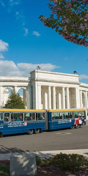 Washington, DC: Old Town Hop-On Hop-Off Trolley City Tour | GetYourGuide