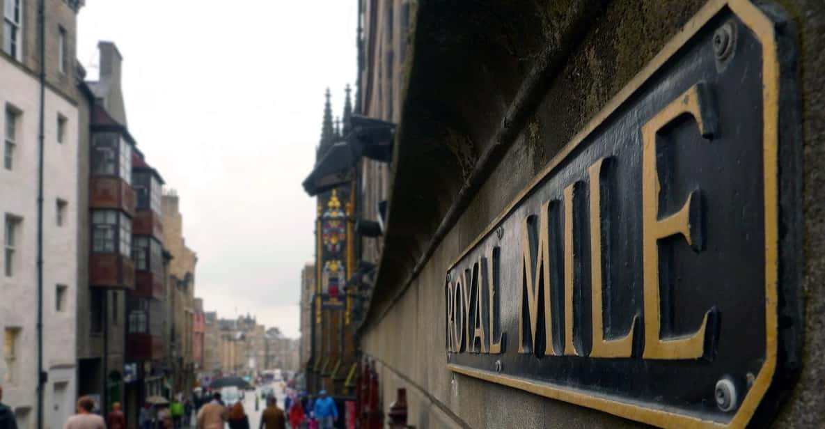 Edinburgh : The Royal Mile Old Town Guided Walking Tour | GetYourGuide