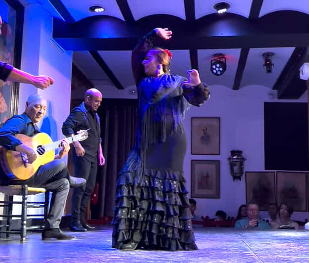 Sevilla: Tablao El Arenal Flamenco Show Ticket mit Getränk | GetYourGuide