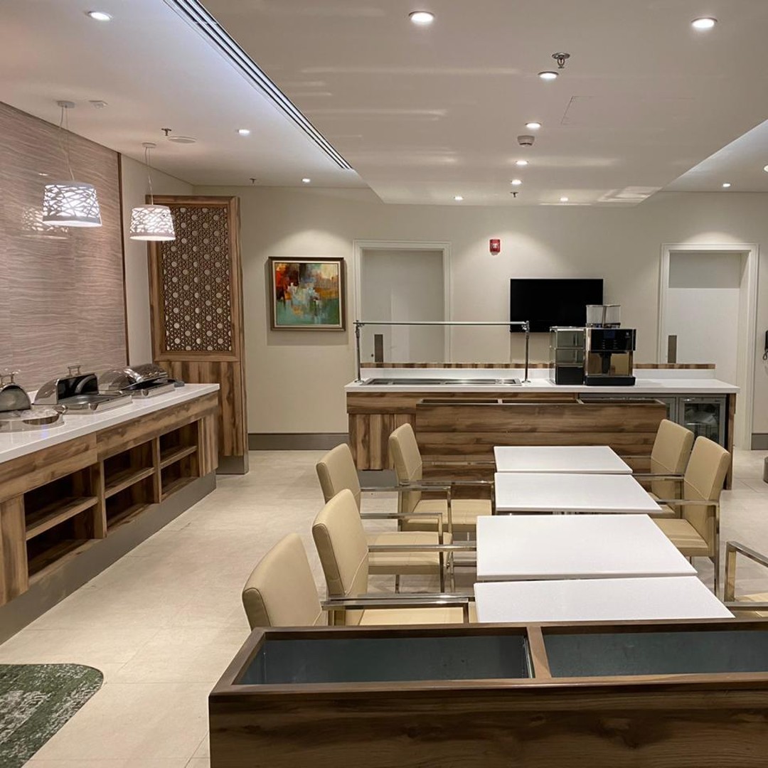 Jeddah Airport (JED): Premium Lounge Access | GetYourGuide